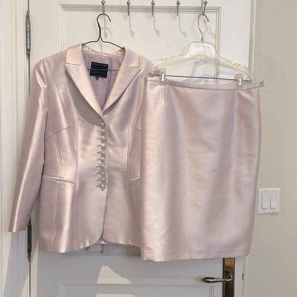 Ross Mayer | Skirts | Ross Mayer Skirt Suit Silk And Wool Top 6 Skirt ...